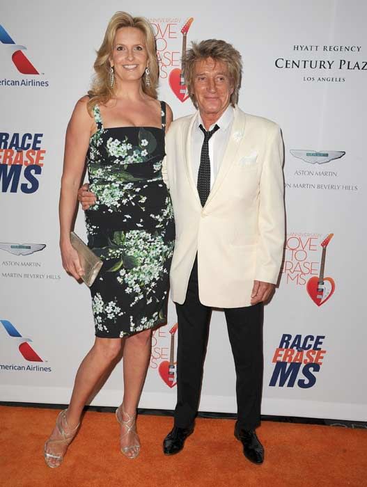 Rod Stewart celebrates first number one album in 34 years | HELLO!