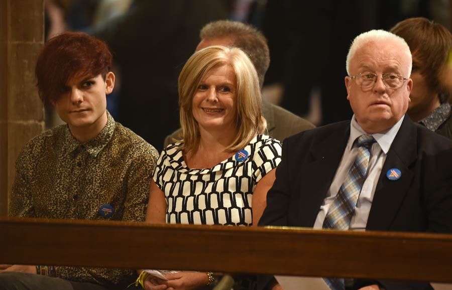 Thousands gather for Stephen Sutton's memorial service | HELLO!