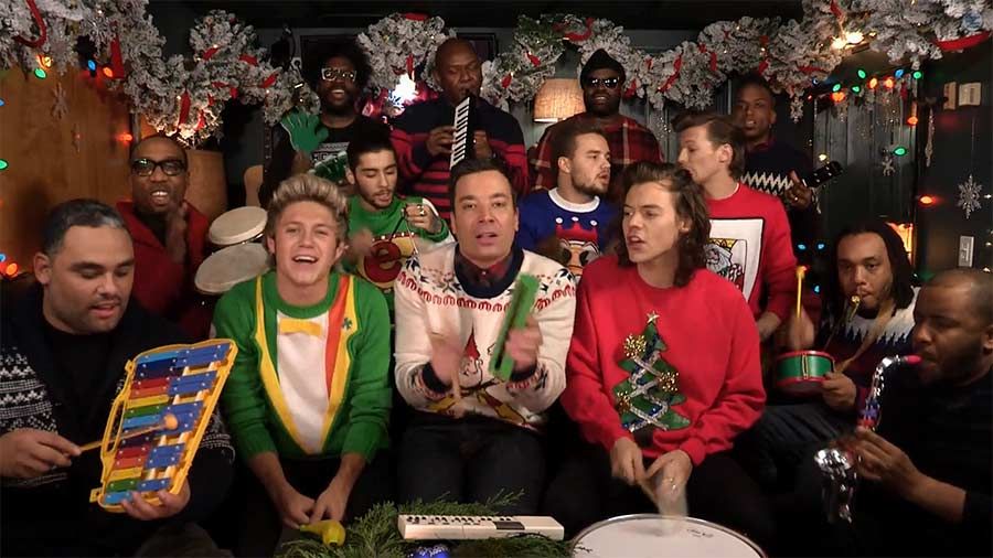 One Direction perform Santa Claus Is Coming To Town | HELLO!