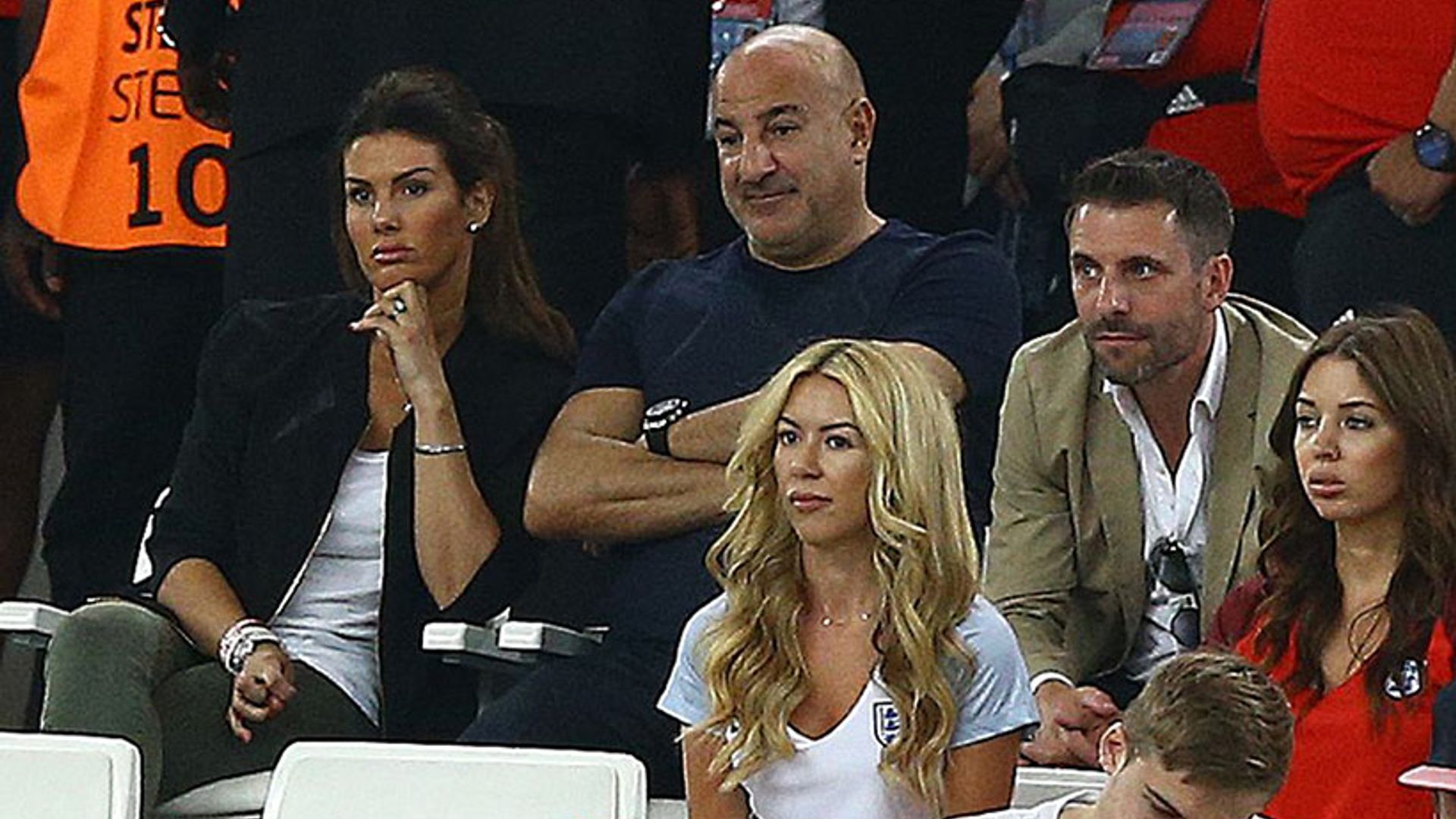 Jamie Vardy's wife Rebekah tells of 'horrific' experience in France ...