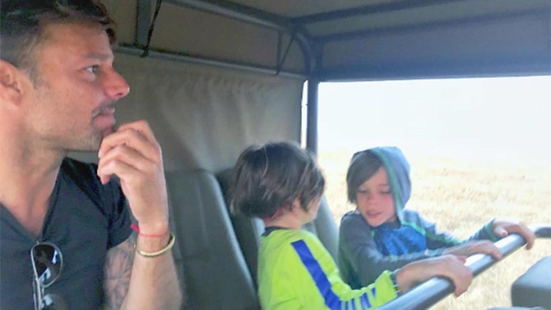 Ricky Martin's twins reaction to finding out their dad is famous is ...