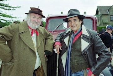 Heartbeat's Bill Maynard dies at age 89 - the incredible life of the ...
