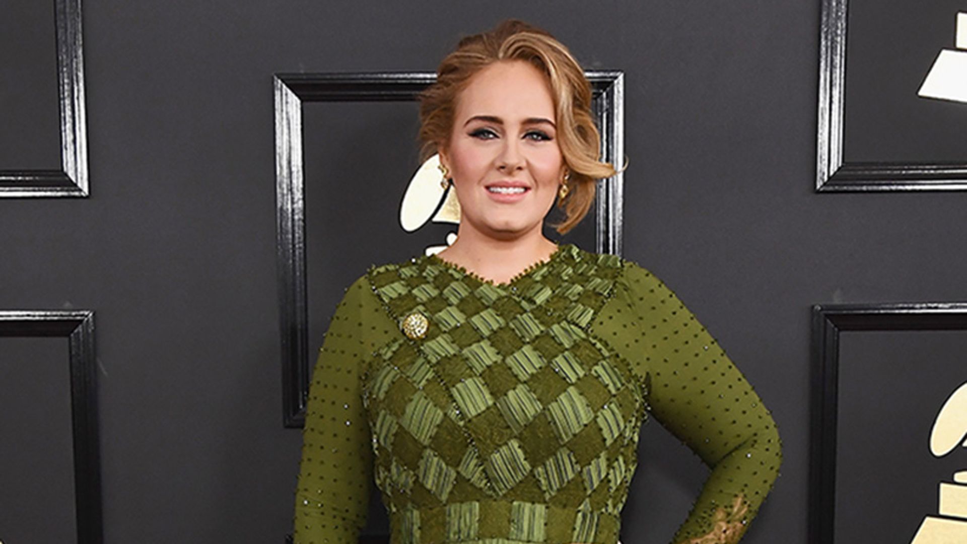 Adele celebrated turning 30 with the MOST amazing Titanic-themed ...