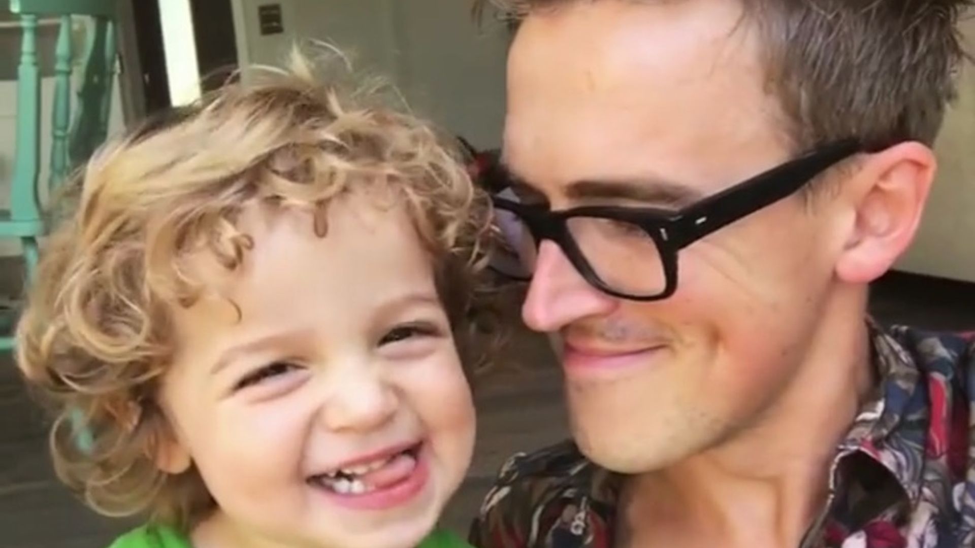 Tom Fletcher's adorable son Buddy, 2, sings the ABCs - with some ...