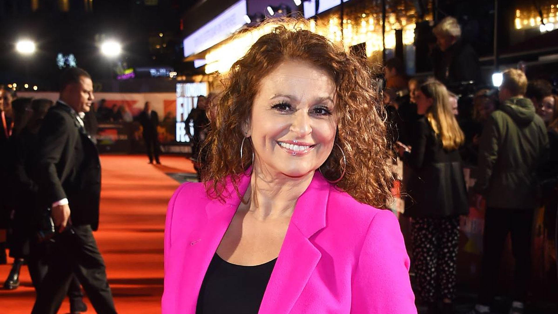 Loose Women star Nadia Sawalha suffers painful head injury - details ...