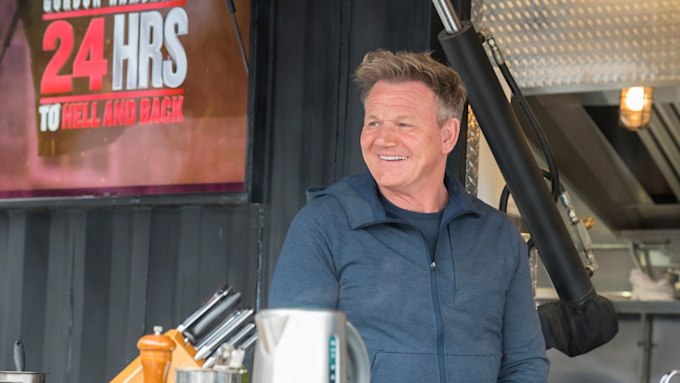 Gordon Ramsay returns to London with family after controversial stay in ...