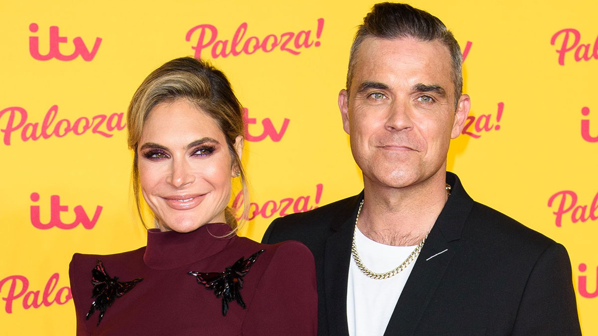Robbie Williams and Ayda Field's loved-up photo from Italy will melt ...