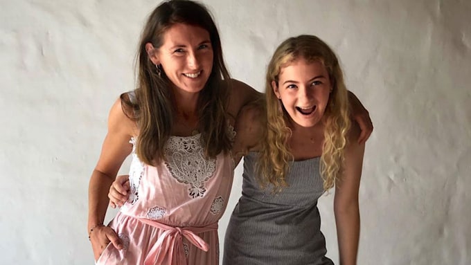 Jamie Oliver's wife Jools struggling to come to terms with separation ...