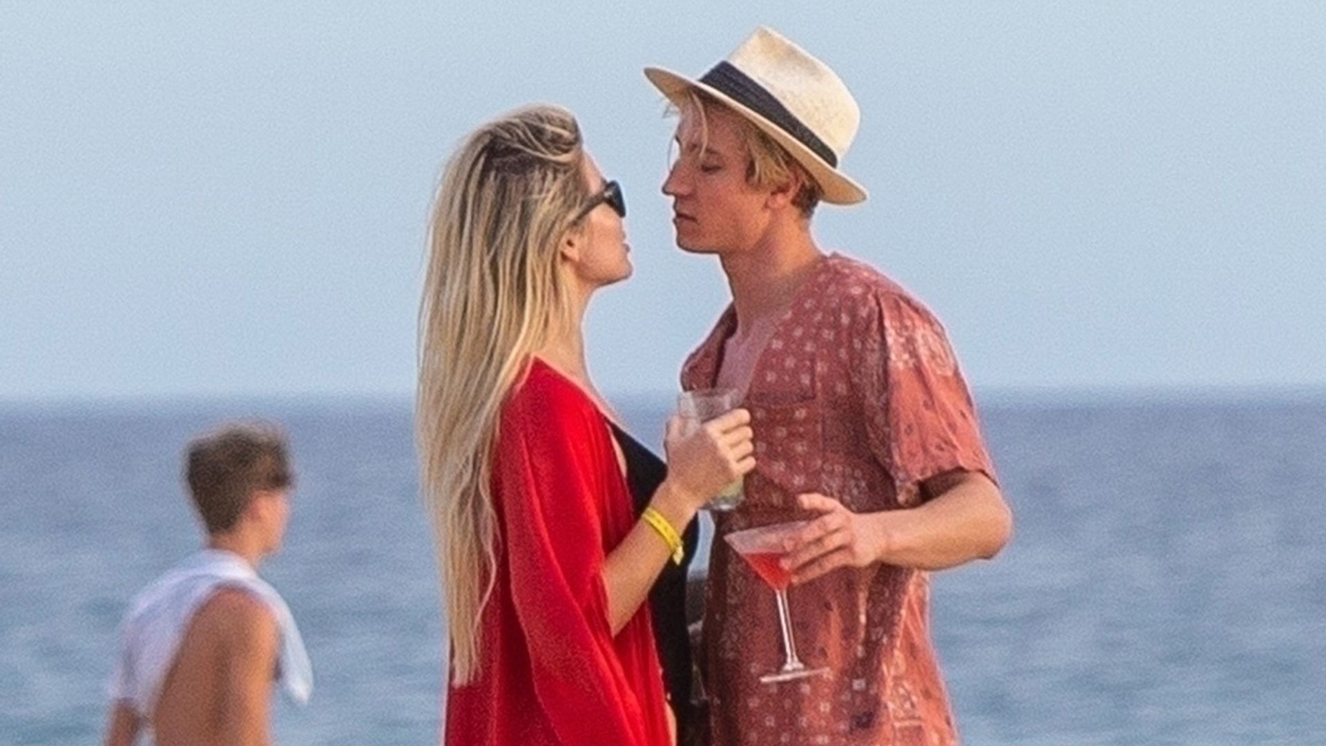 DWTS Gleb Savchenko's estranged wife Elena Samodanova pictured kissing ...