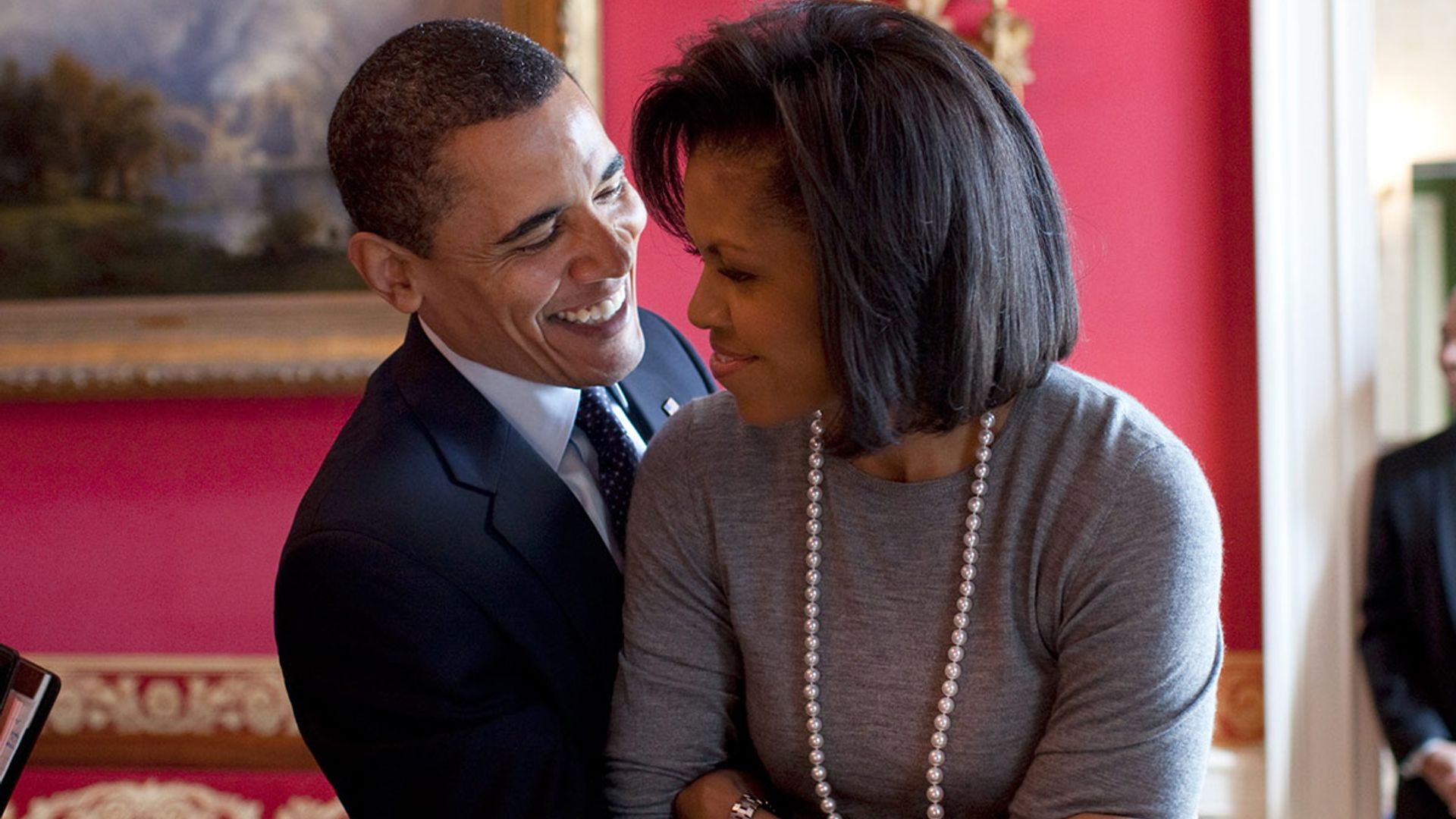 Michelle Obama's INCREDIBLE Christmas gift to husband Barack revealed ...