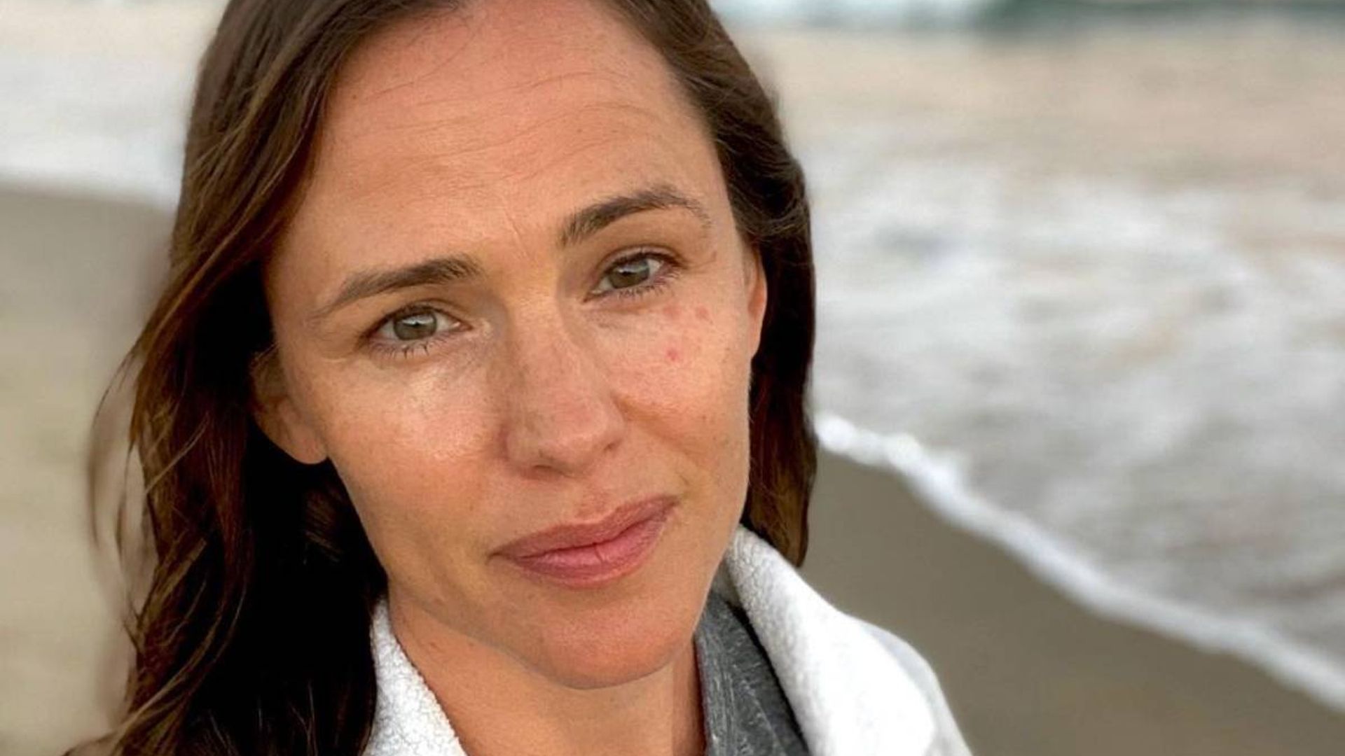 Jennifer Garner's fans concerned as she breaks down during Instagram ...