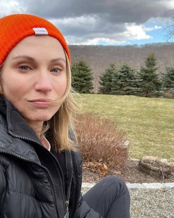 GMA's Amy Robach sparks reaction with age-defying makeup-free selfie ...