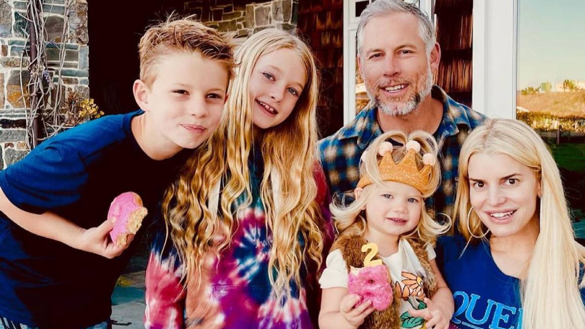 Jessica Simpson celebrates daughter’s second birthday with show ...