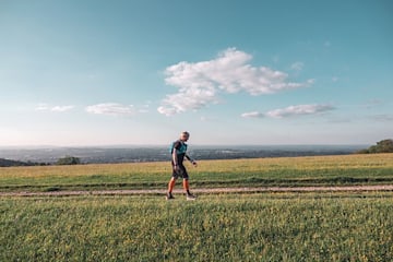 Iwan Thomas takes on gruelling 100-mile race for son Teddy | HELLO!