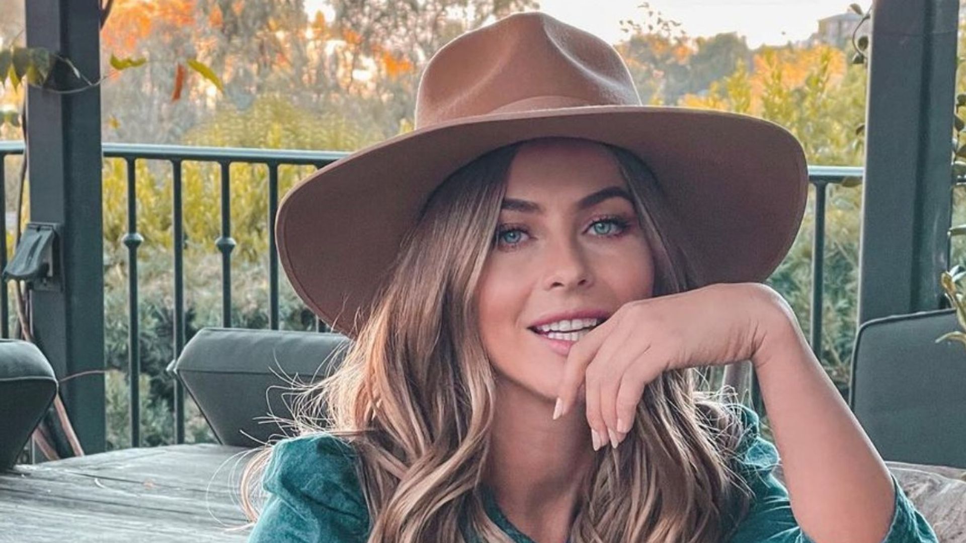 Julianne Hough inundated with support after sharing emotional message ...