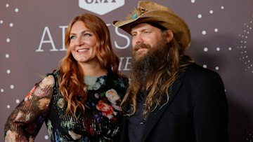 Chris Stapleton shares unique glimpse into his family life with rarely ...