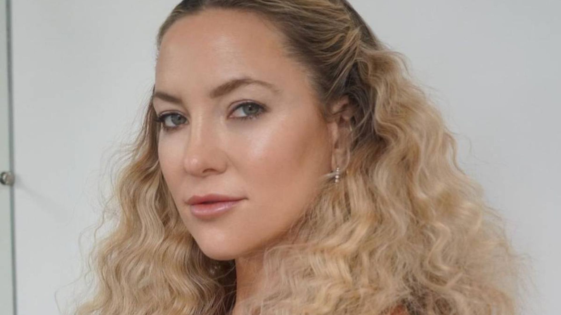 Kate Hudson takes unexpected date to the Super Bowl – fans share ...