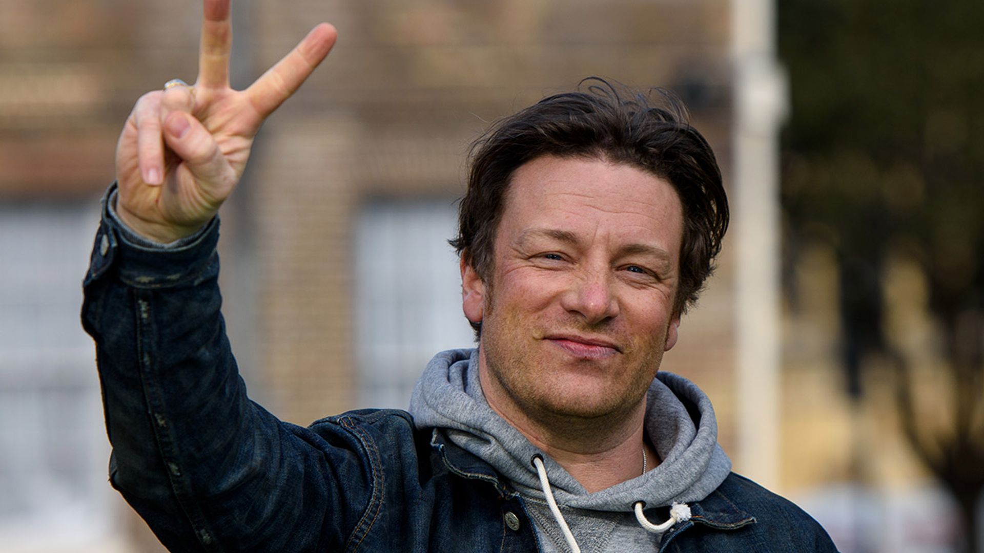 Jamie Oliver inundated with support after he issues urgent plea | HELLO!