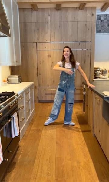 Jennifer Garner inundated with praise as she admits she's going through ...