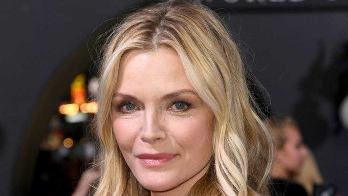 Michelle Pfeiffer, 64, stuns in makeup-free selfie as she asks for help ...