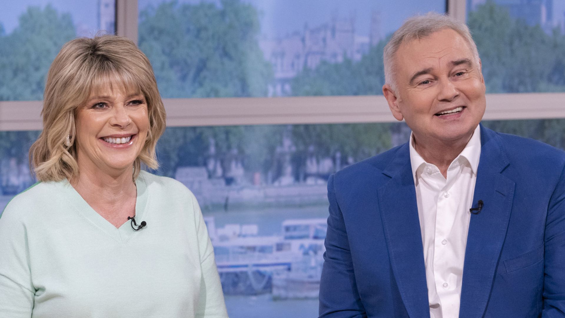 Eamonn Holmes stuns fans with incredibly youthful appearance in new ...