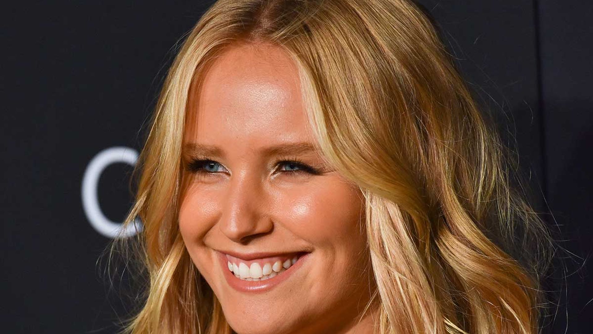 Christie Brinkley's model daughter Sailor sizzles in micro denim dress ...