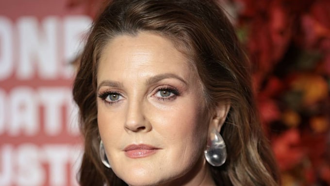 Drew Barrymore's 'personal' sex life confession: I'm celibate but I don ...