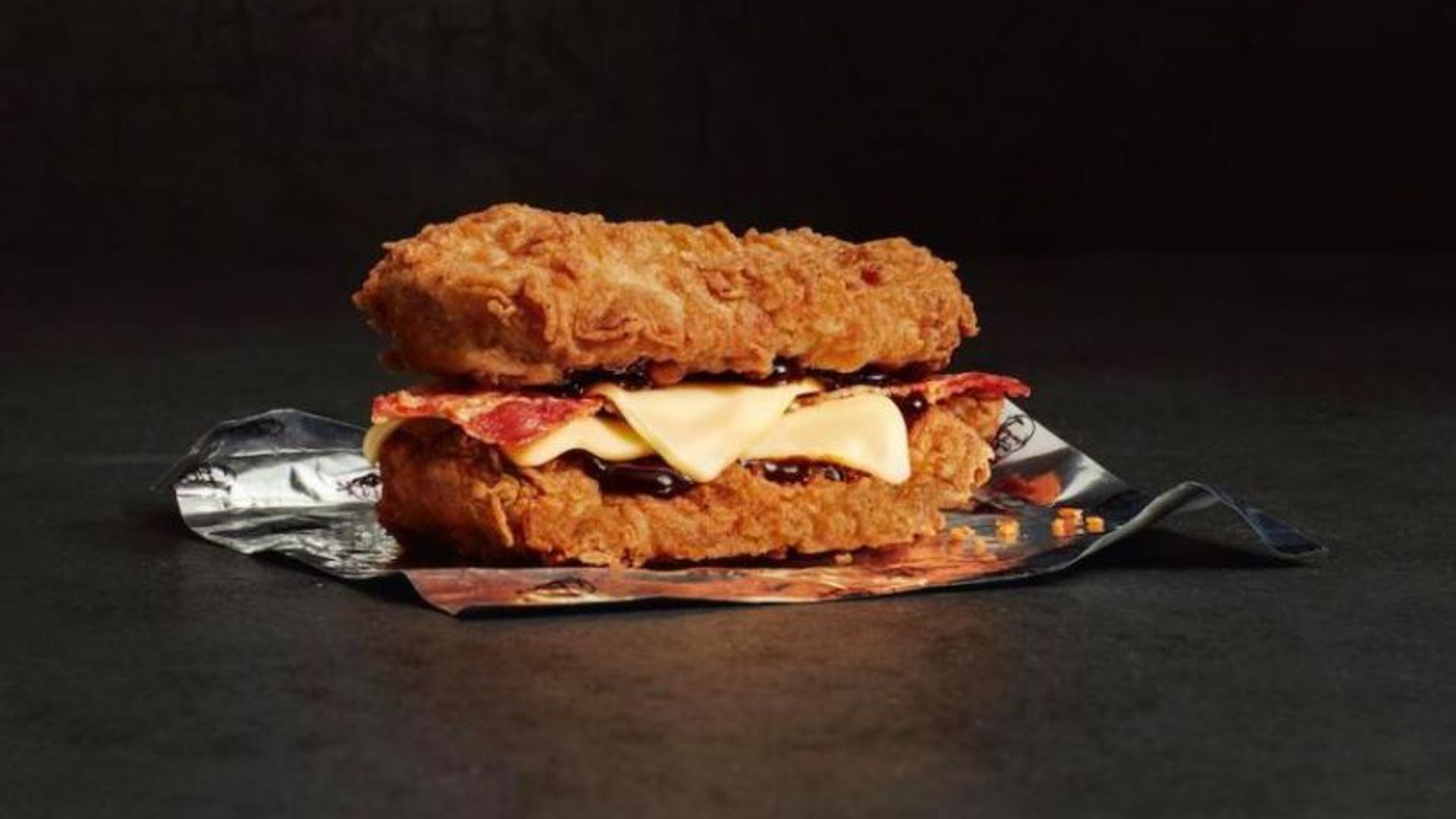 KFC is launching its infamous Double Down sandwich to the UK | HELLO!