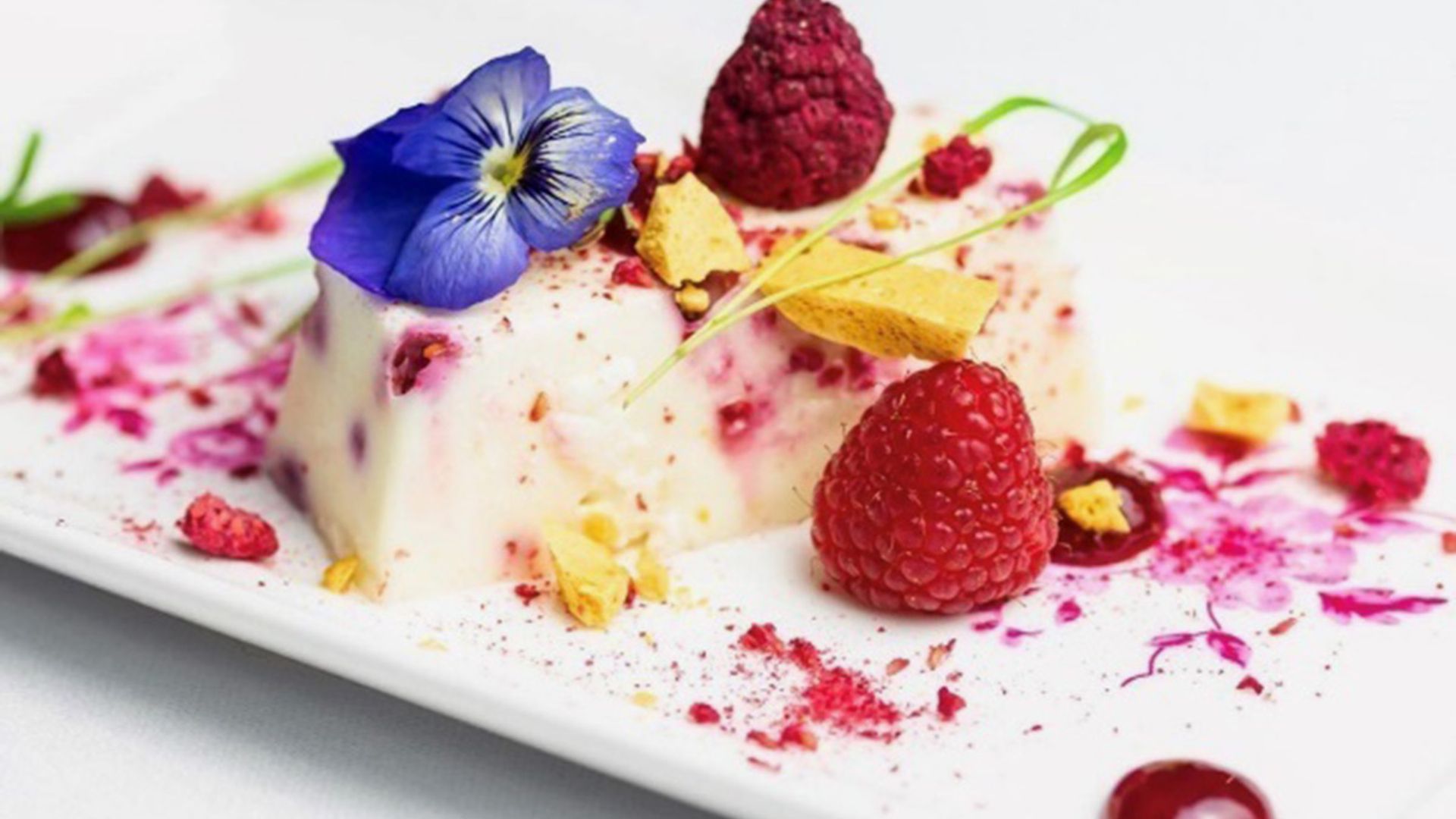 Celebrate Diwali with this show-stopping fruity Bhapa Doi dessert ...