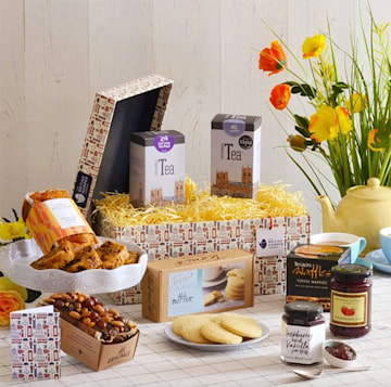Best Queen's Jubilee hampers to celebrate in style; from Fortnum ...