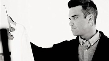 Robbie Williams closes fashion label Farrell | HELLO!