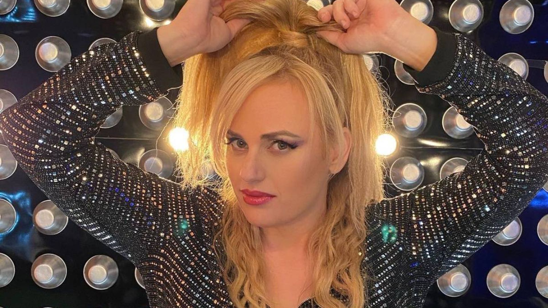 Rebel Wilson shows off her toned physique in mesh workout look at gym ...