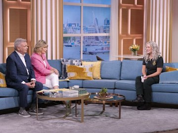 Ruth Langsford's striking blazer is the most incredible shade on her ...