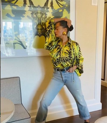 Tracee Ellis Ross resembles a work of art in skintight pair of skinny ...