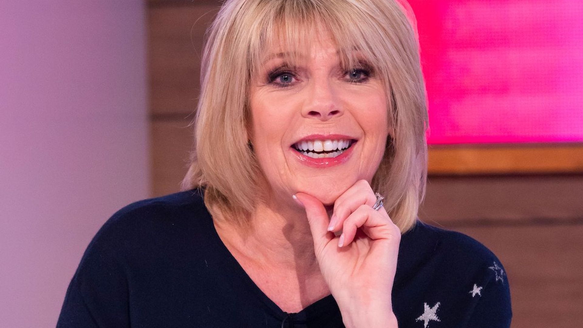Ruth Langsford looks beautiful modelling skinny jeans and leopard print ...