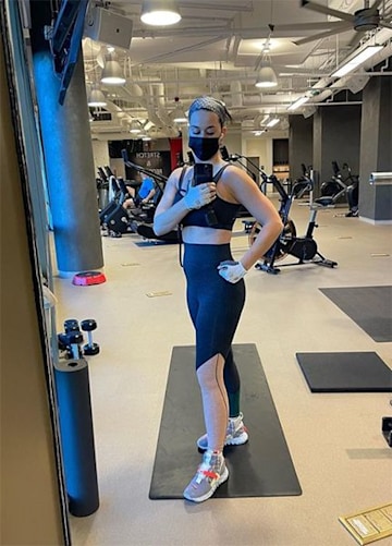 Katy Perry leaves fans speechless in skintight sportswear – and wow ...