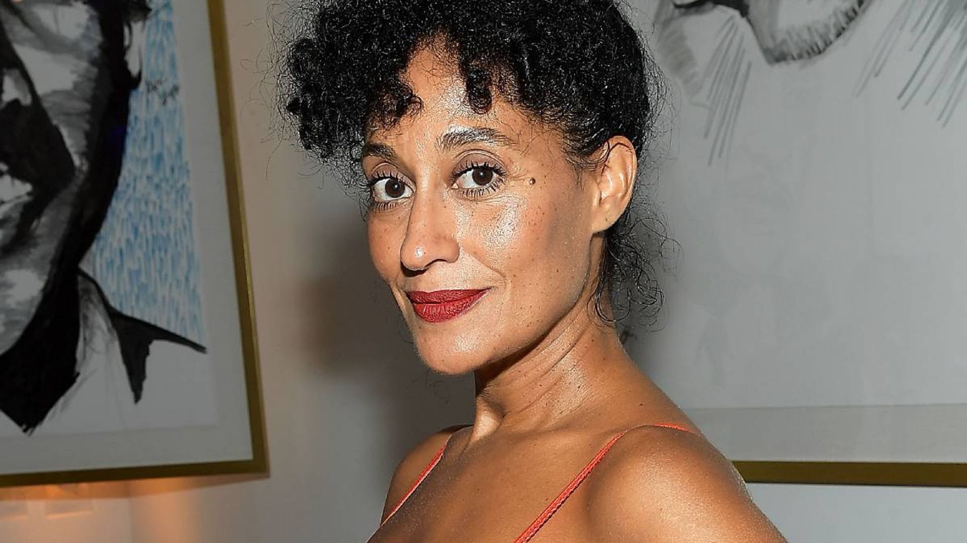 Tracee Ellis Ross commands attention showcasing never-ending bare legs ...