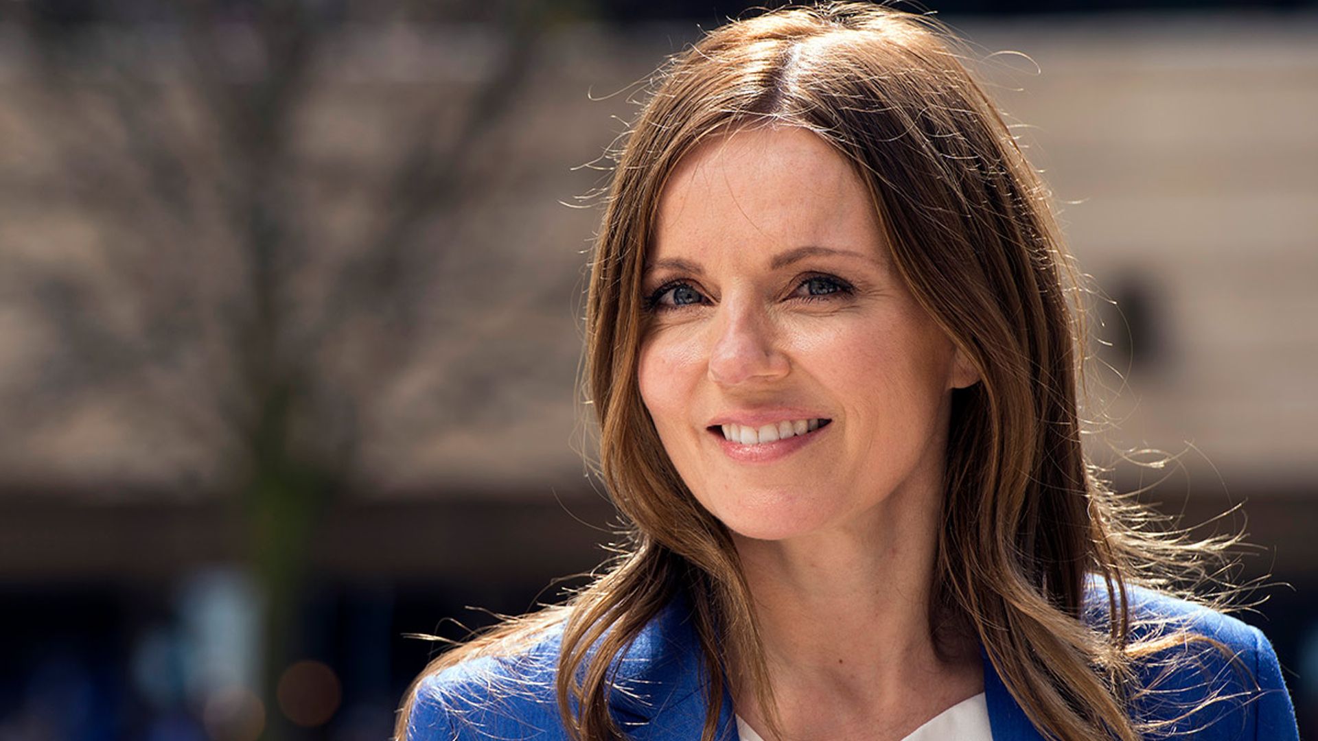 Geri Horner looks so elegant in figure-flattering dress during amazing ...