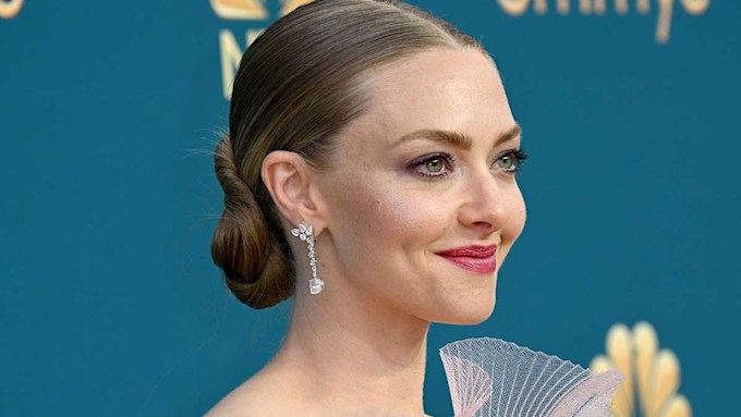 Amanda Seyfried dazzles in mini skirt and knee-high boots | HELLO!