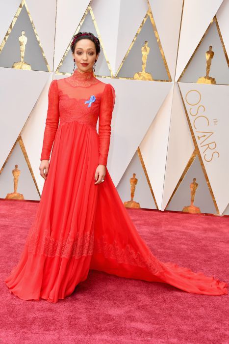 Oscars 2017: Why the stars are wearing blue ribbons on the red carpet ...