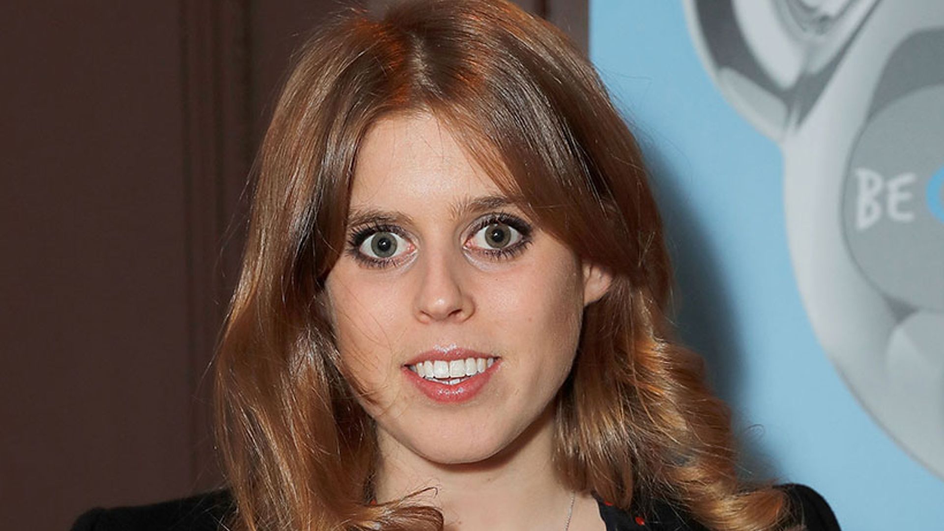 Princess Beatrice is gorgeous in green as she steps out after royal ...