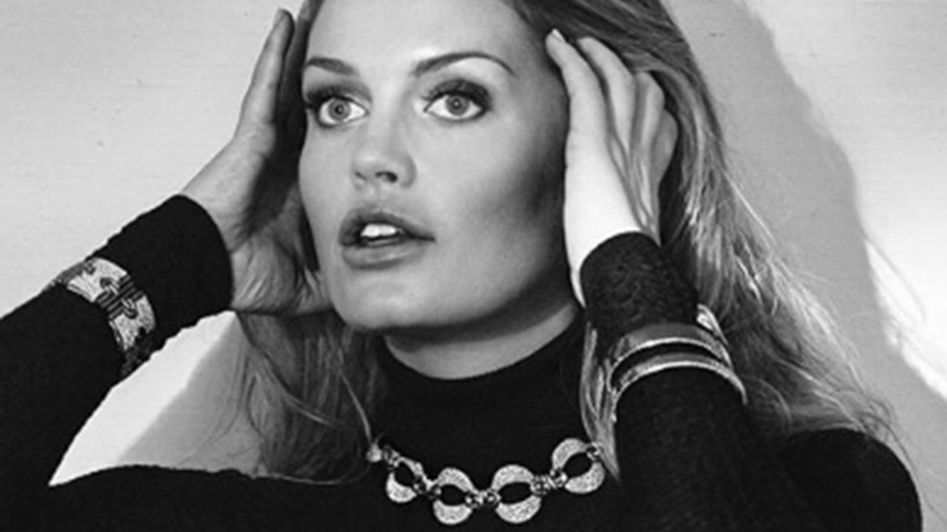 Lady Kitty Spencer Shocks In 80s Style Lilac Suit And Do You Know What We Love It Hello