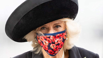 Camilla Duchess of Cornwall stuns in poppy face mask for special ...