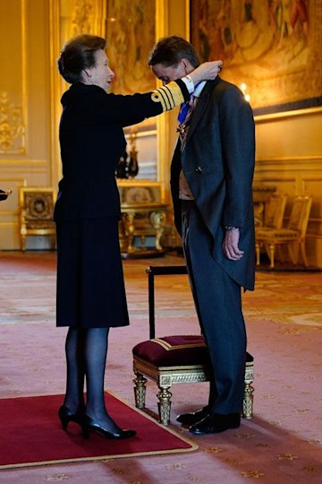 Princess Anne looks so chic in military uniform for special occasion ...