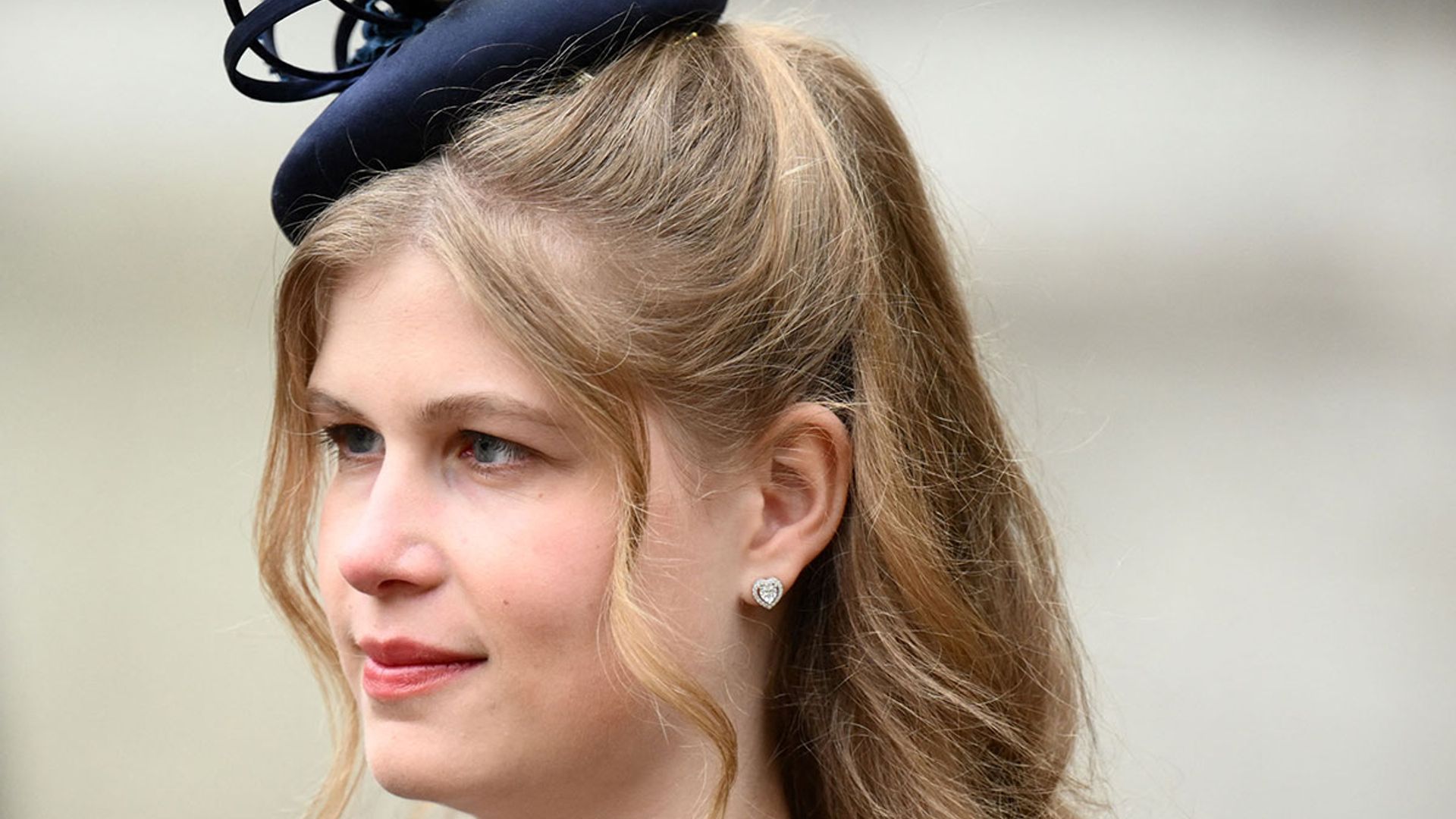 Lady Louise Windsor looks gorgeous in high street dress - see new look ...