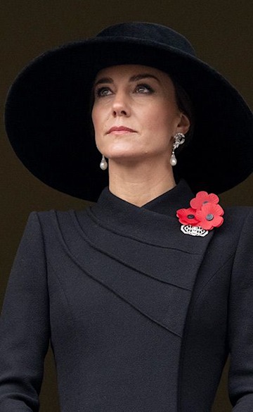 Why Kate Middleton has to pack black mourning outfit for Boston tour ...