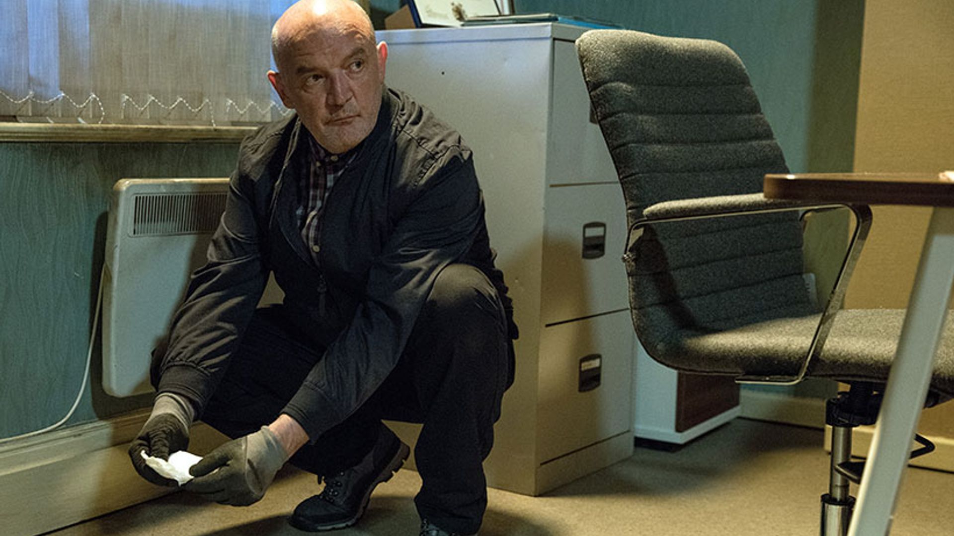 Coronation Street spoiler: Pat Phelan to take second hostage – get ...