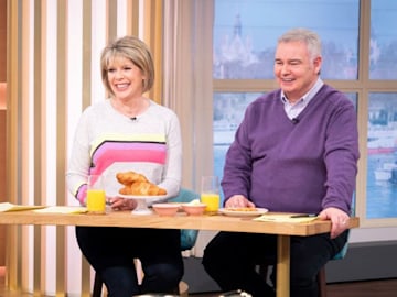 Loose Women star Ruth Langsford GETS ANNOYED with guest live on TV | HELLO!