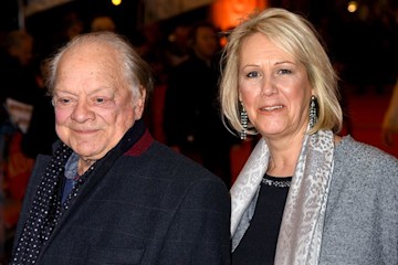 A Touch of Frost: Who is David Jason married to? All you need to know ...