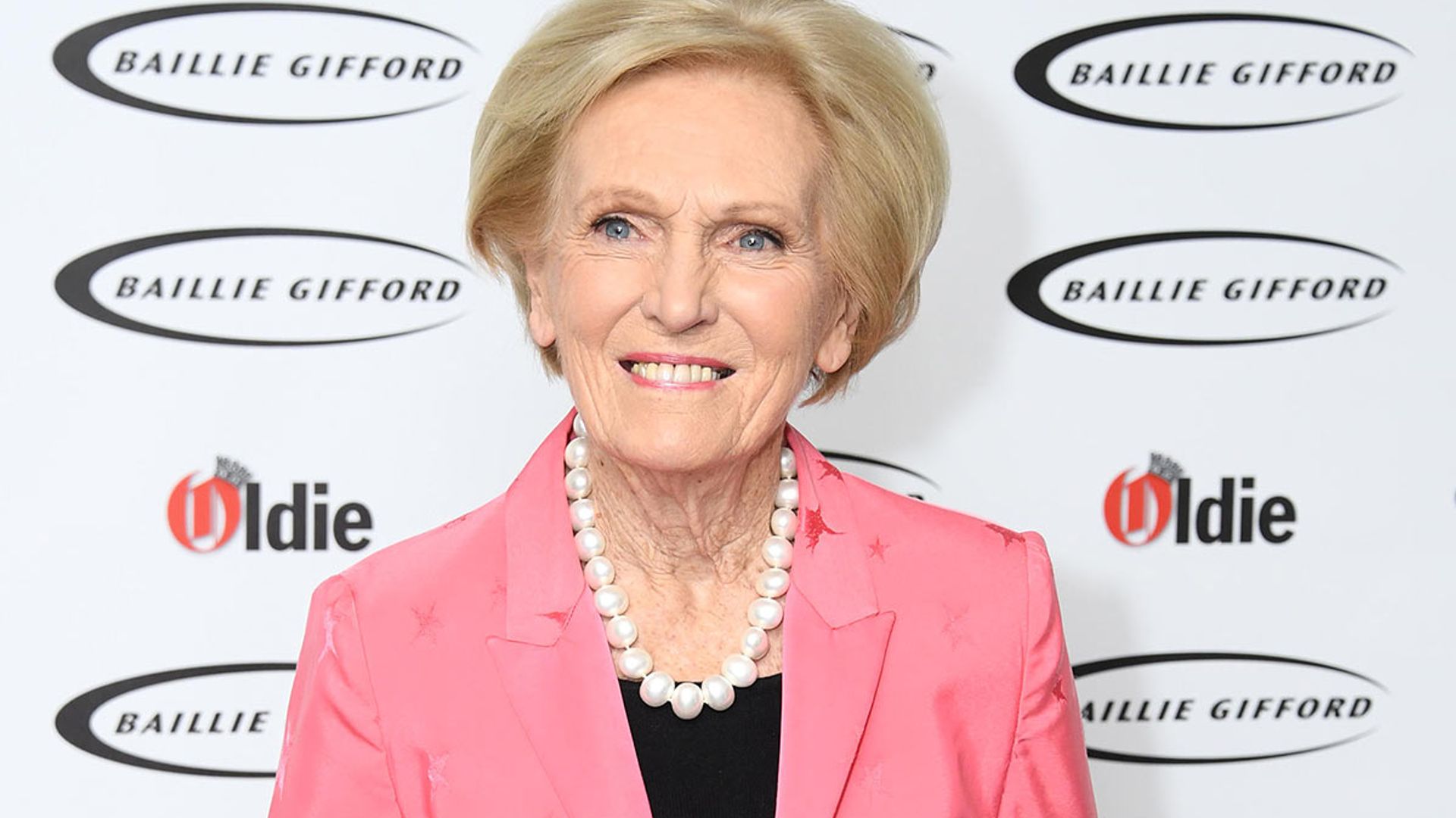 Mary Berry reveals what she cooks for dinner every evening - and it ...